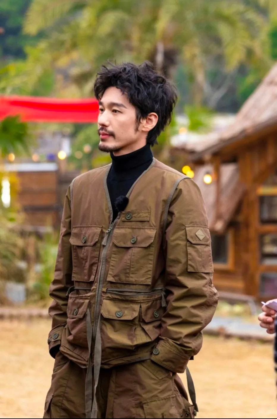 Bai Yu: A Talented Actor with Steady Success | Asia Vibe Daily