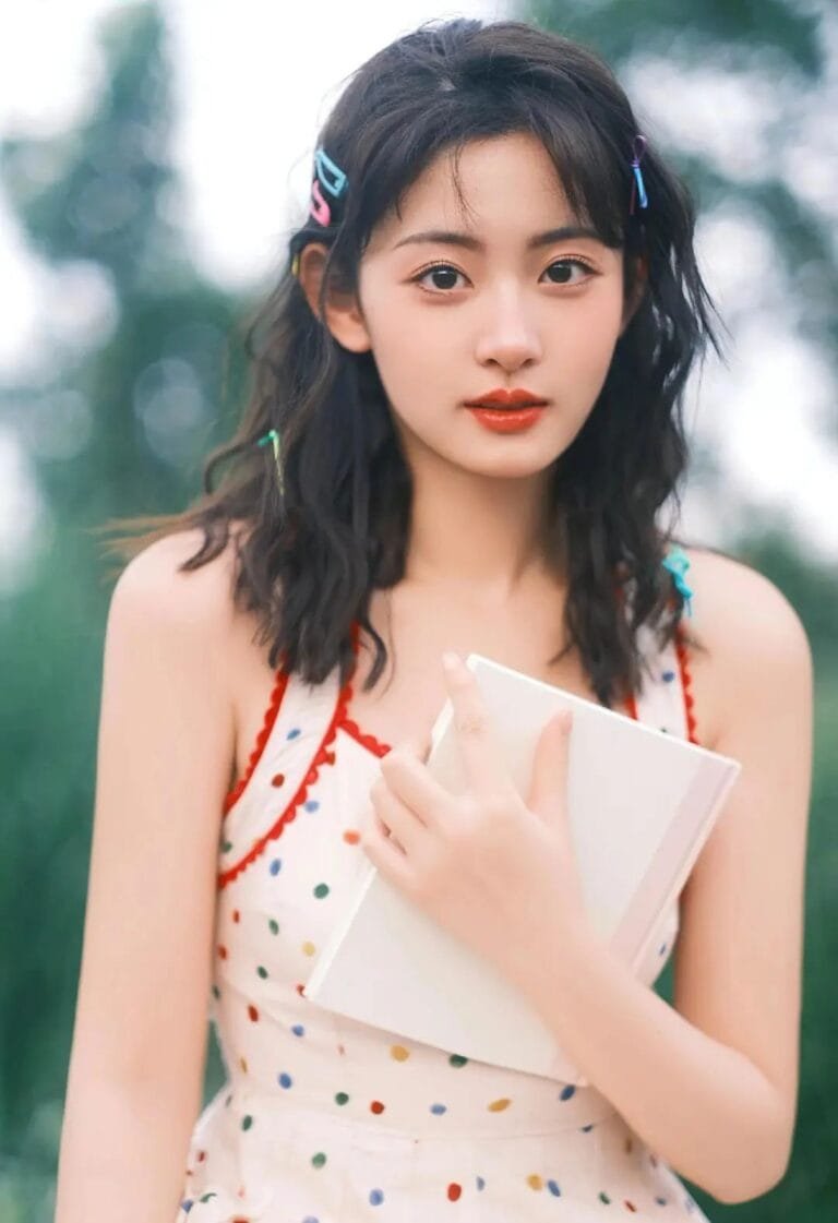 Zhao Qing Delivers a Surprisingly Strong Performance – From Hanfu Model ...