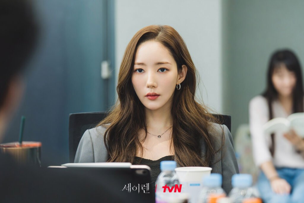 Park Min Young and Wi Ha Joon Display Strong Professionalism at “Siren ...